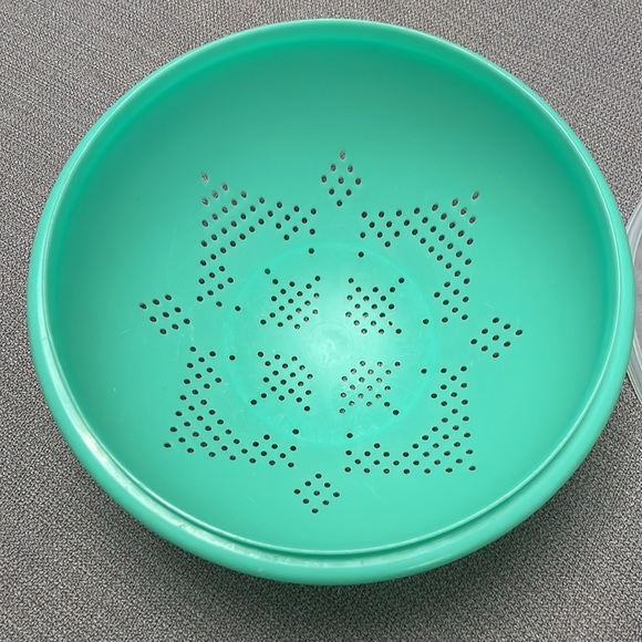 Tupperware | Kitchen | Vintage Tupperware 7s Retro Green Jade Jadeite ...